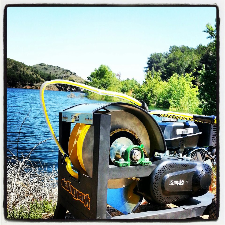 Simple Winch is on a photo shoot with FOX-HEAD Team Riders